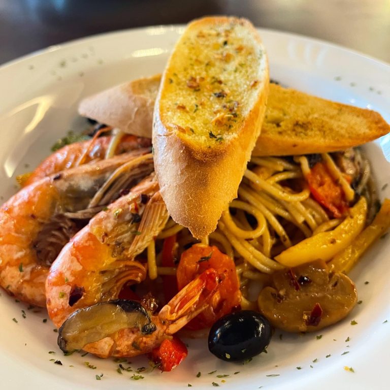 Kinta Riverfront Restaurants and Lounge | Kinta Riverfront Hotel and Suites